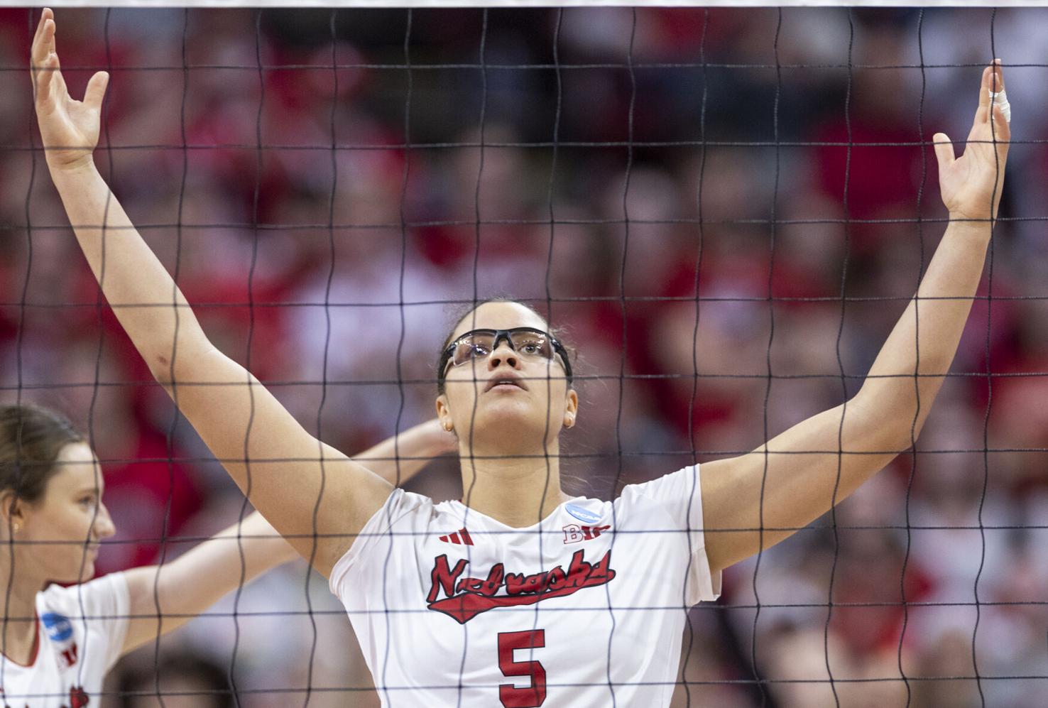 Nebraska beats Wisconsin in Elite Eight: How it happened