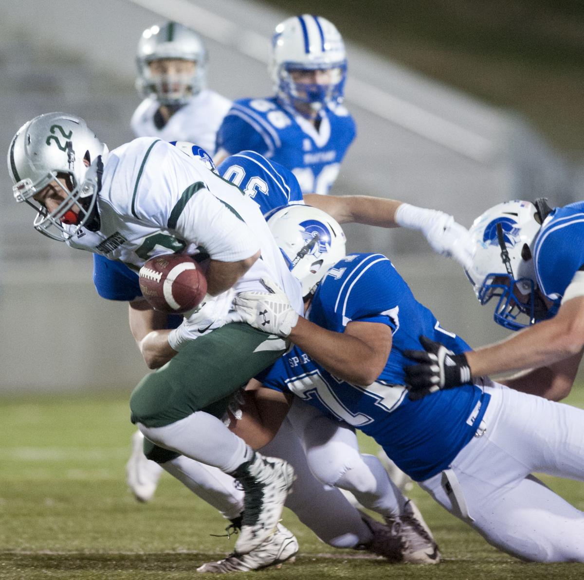 Prep football: Spartans escape Silver Hawks