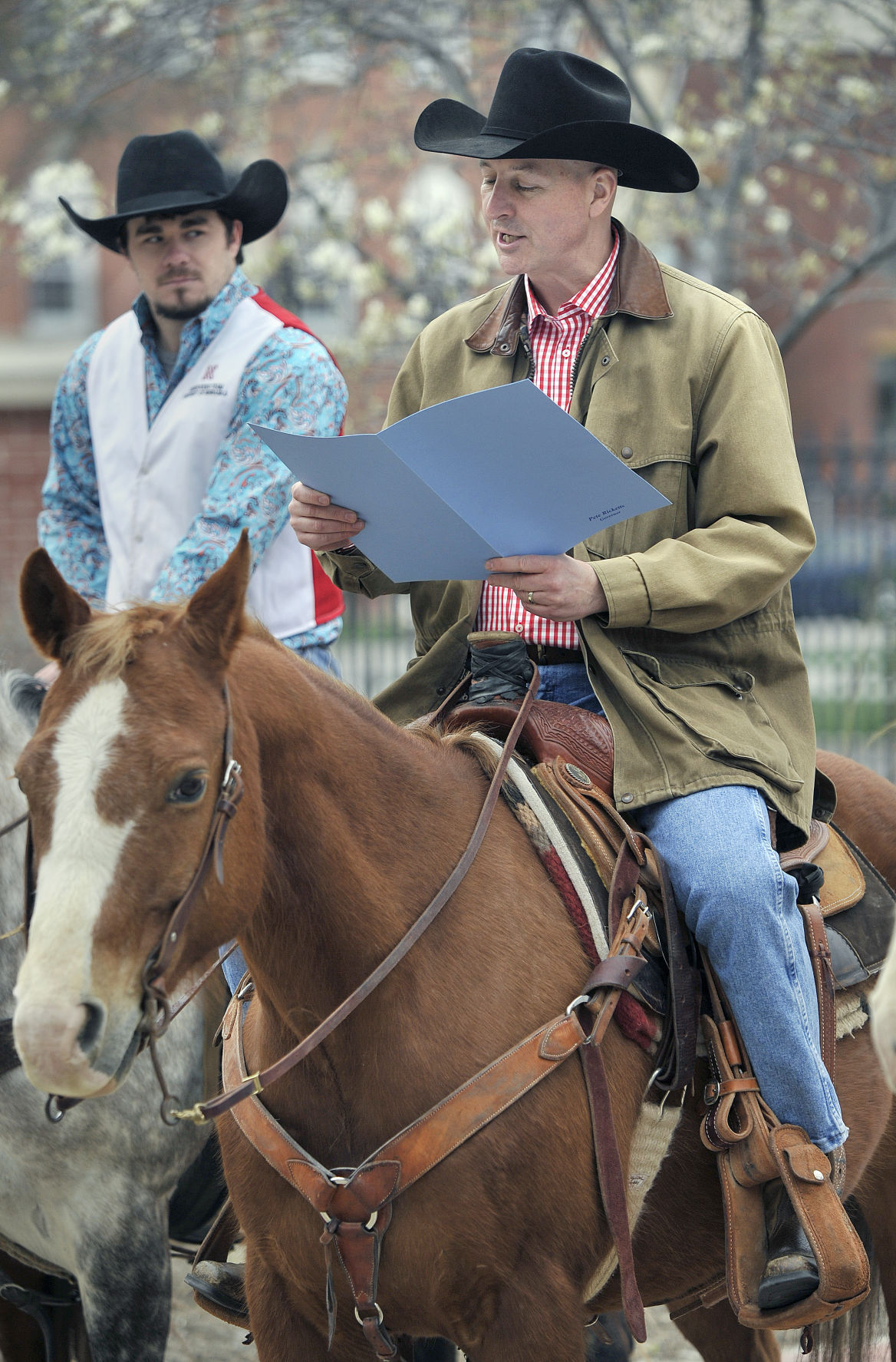 Photos: Gov. Ricketts rides horse to declare Rodeo Week | Photo ...