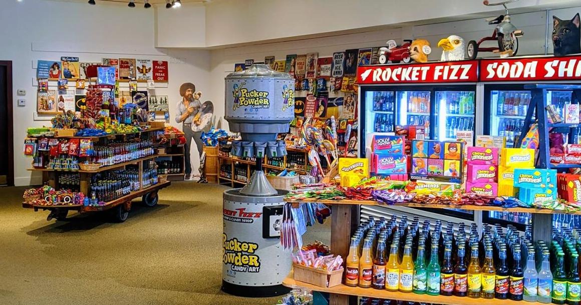 Lincoln store that sells unique candy and sodas to close