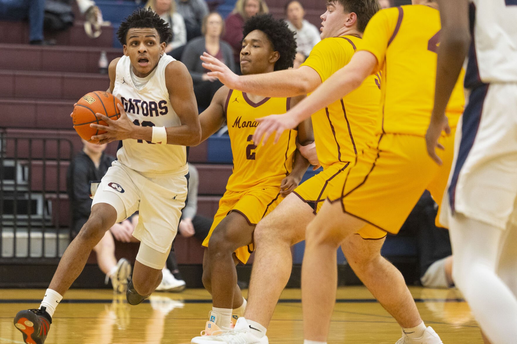 Technical foul sparks No. 4 North Star as Gators fend off No. 7 ...