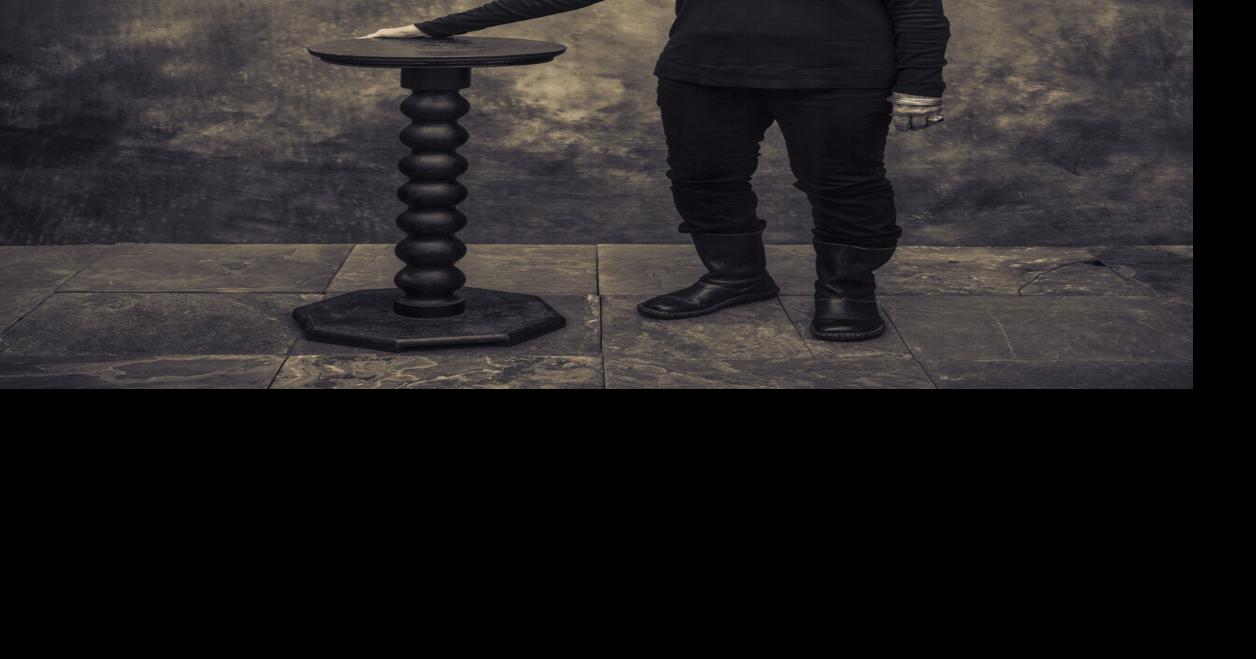 Michael Farrell captures pandemic era in portraits at 2 galleries