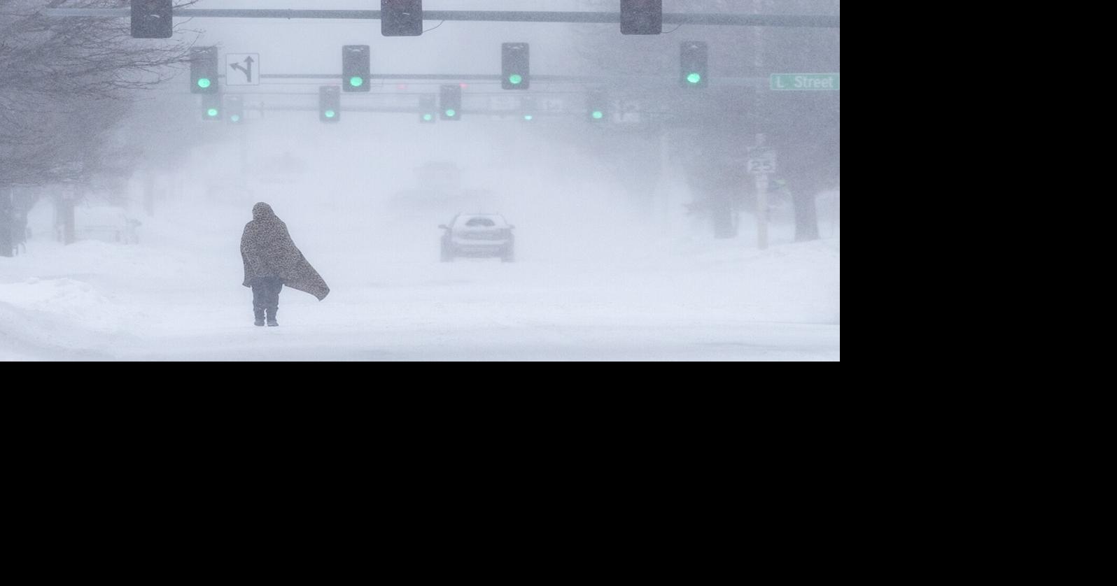 Snow, wind make for miserable conditions in Lincoln