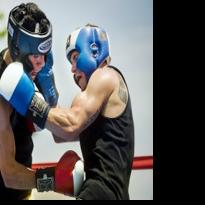 Boxing, MMA fans take in fighting outside Pershing Center