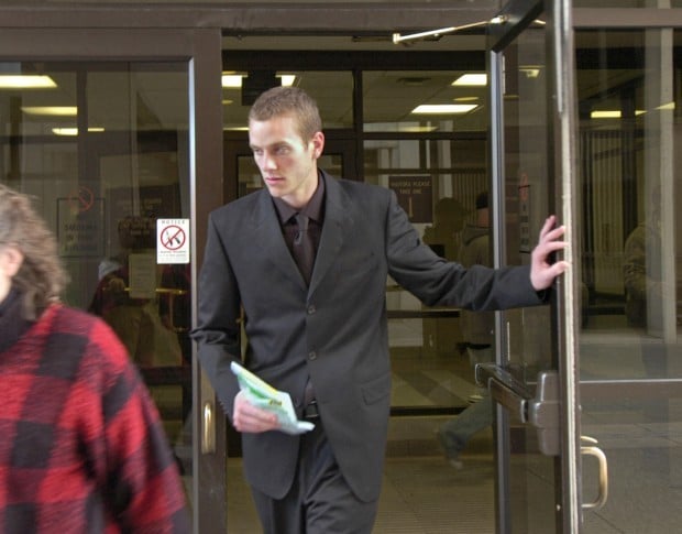 Lincoln man gets 3 to 5 years for fatally shooting wife