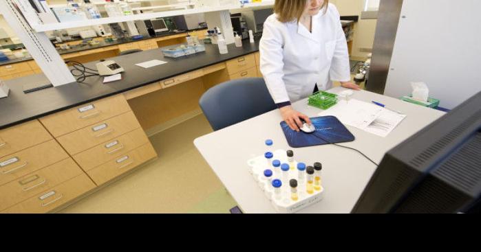 UNL celebrates opening of virus research center addition