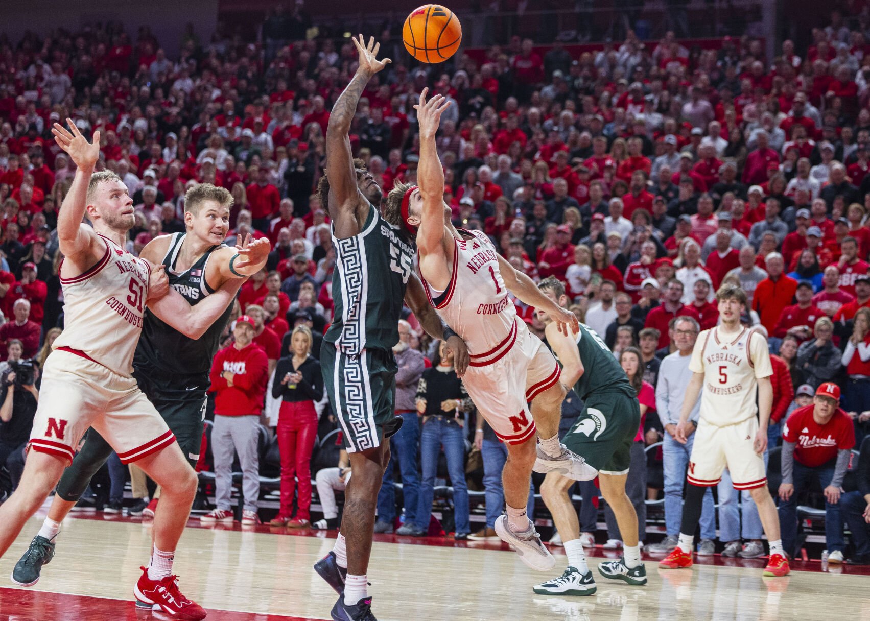 Nebraska basketball beats Michigan State in 'rock fight'