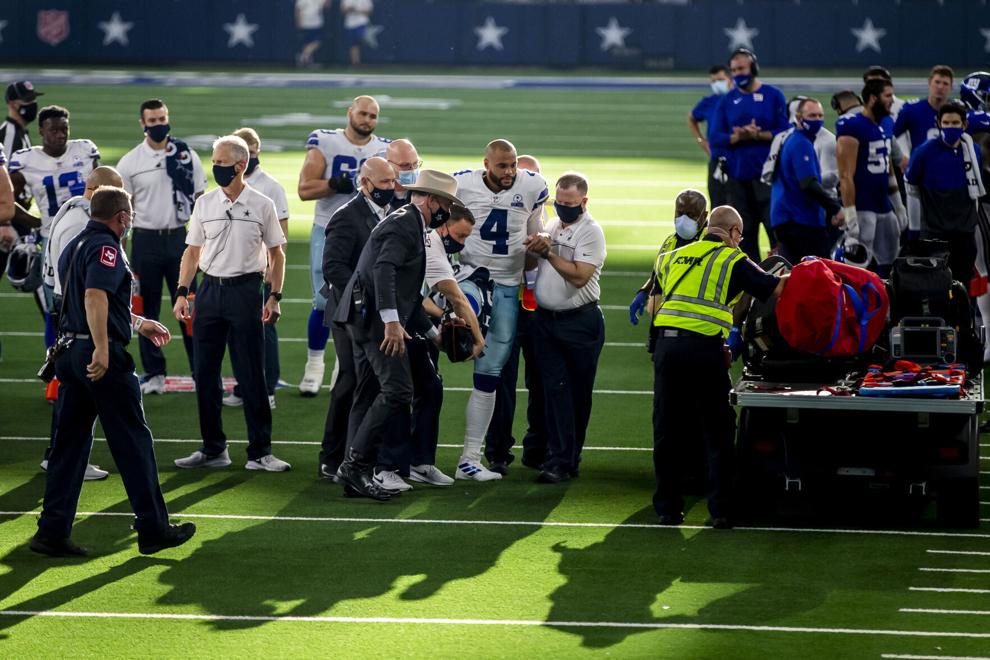 Cowboys QB Dak Prescott suffers season-ending leg injury