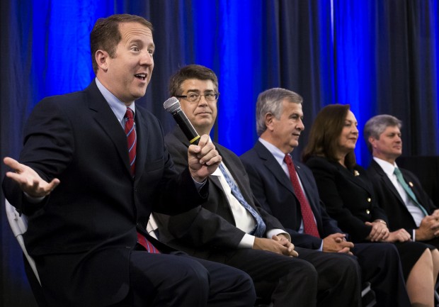 Don Walton: Ousting a congressman is tall task