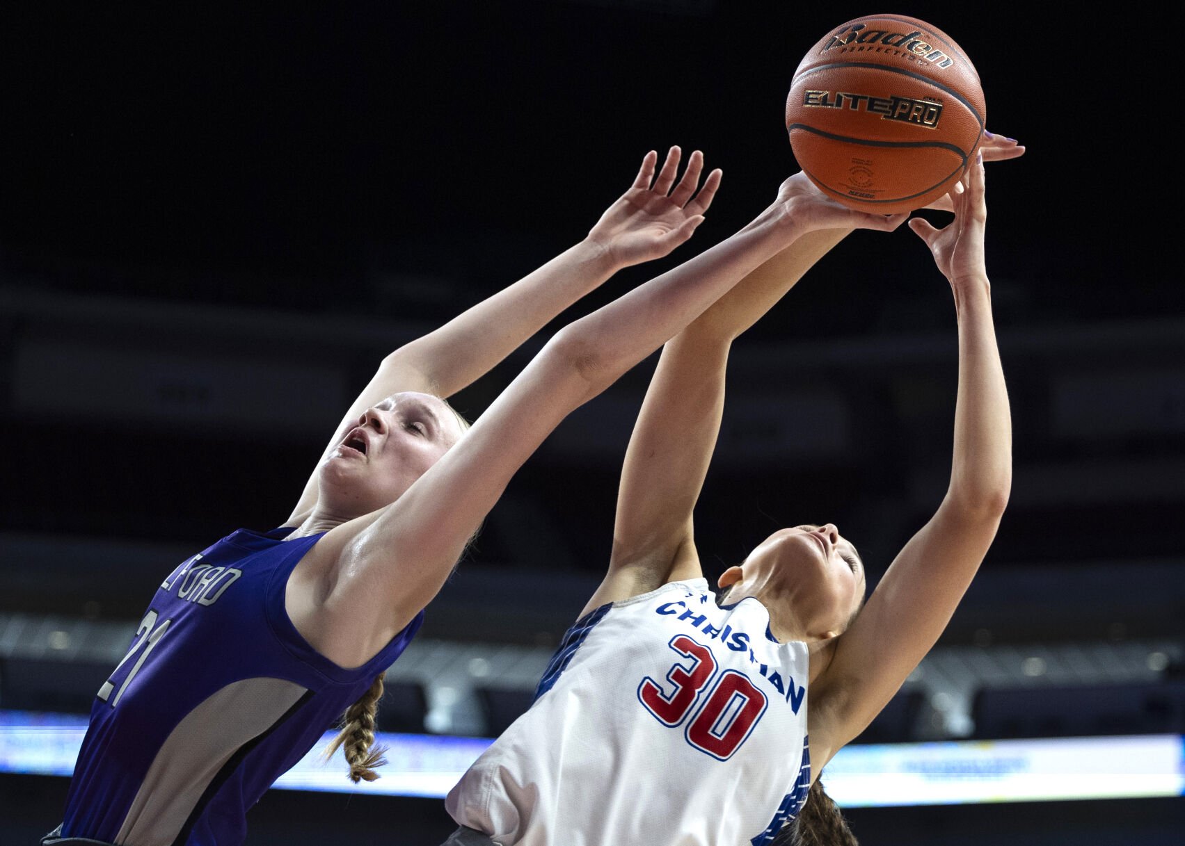 Class D-1: Pender's incredible start sends Pendragons to third straight ...