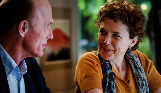 Review: Annette Bening saves doppleganger melodrama, 'The Face of Love'
