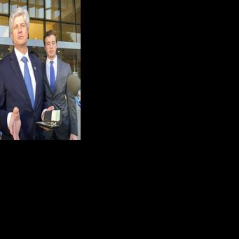 Fortenberry faces growing pressure to resign