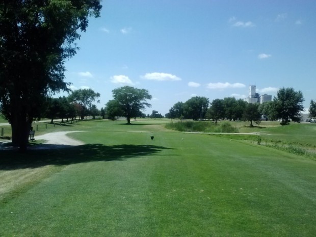 North Bend offers friendly challenge to area golfers