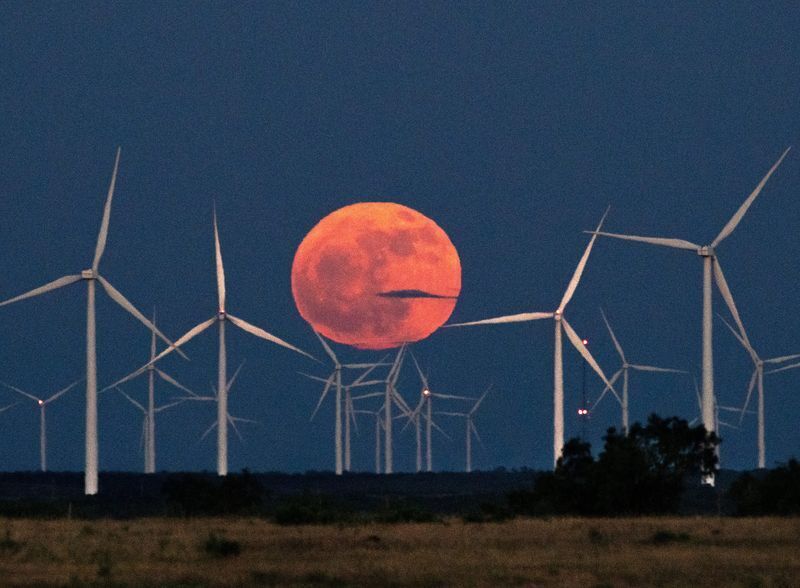 June full moon, first of summer 2026, peaks Monday