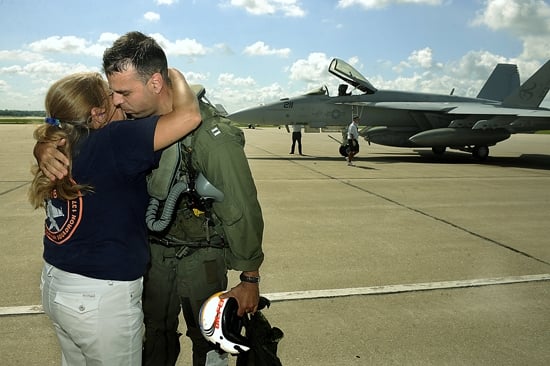 Training flight offers Navy pilot Lincoln homecoming