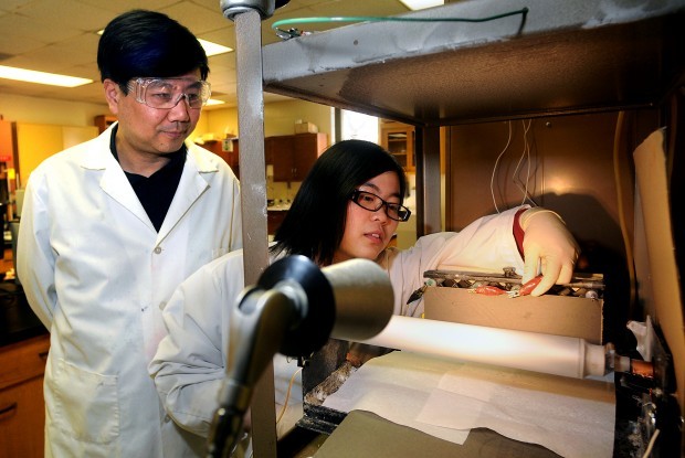 UNL researcher linking ethanol, medical prospects