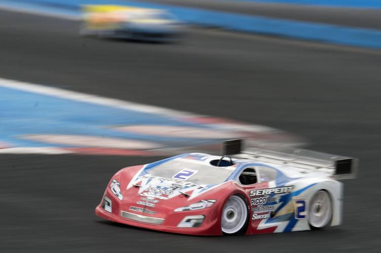 'It's just like NASCAR': Remote-controlled car races draw national ...