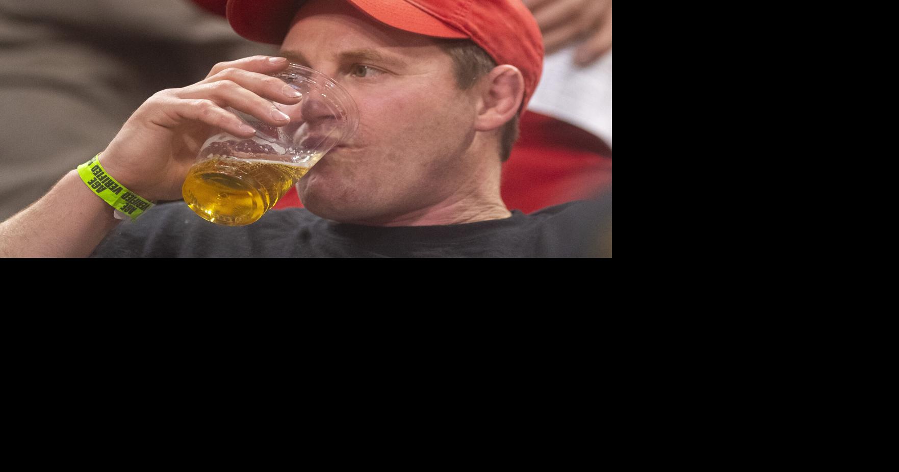 Sale of booze at Husker events in Pinnacle Bank Arena to be considered ...