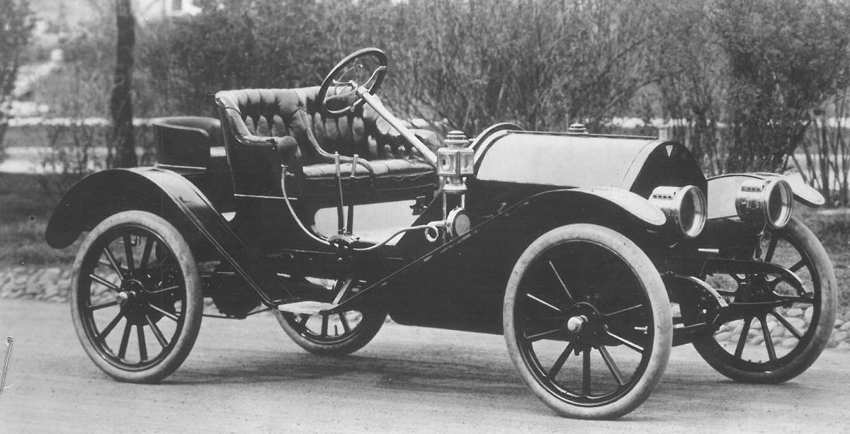 PhotoFiles: Early-era automobiles