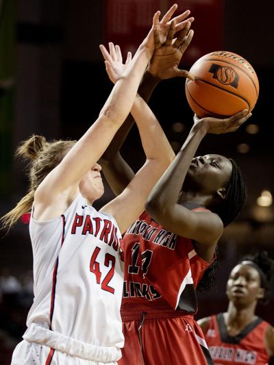 Gony hopes to help Links contend for state title