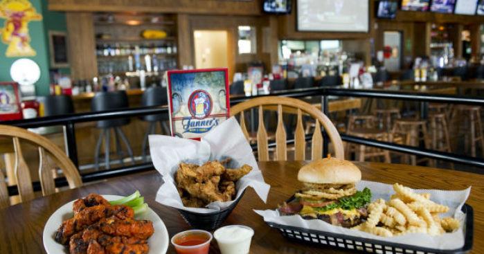 Review: Chicken lips highlight Tanner's sports bar menu