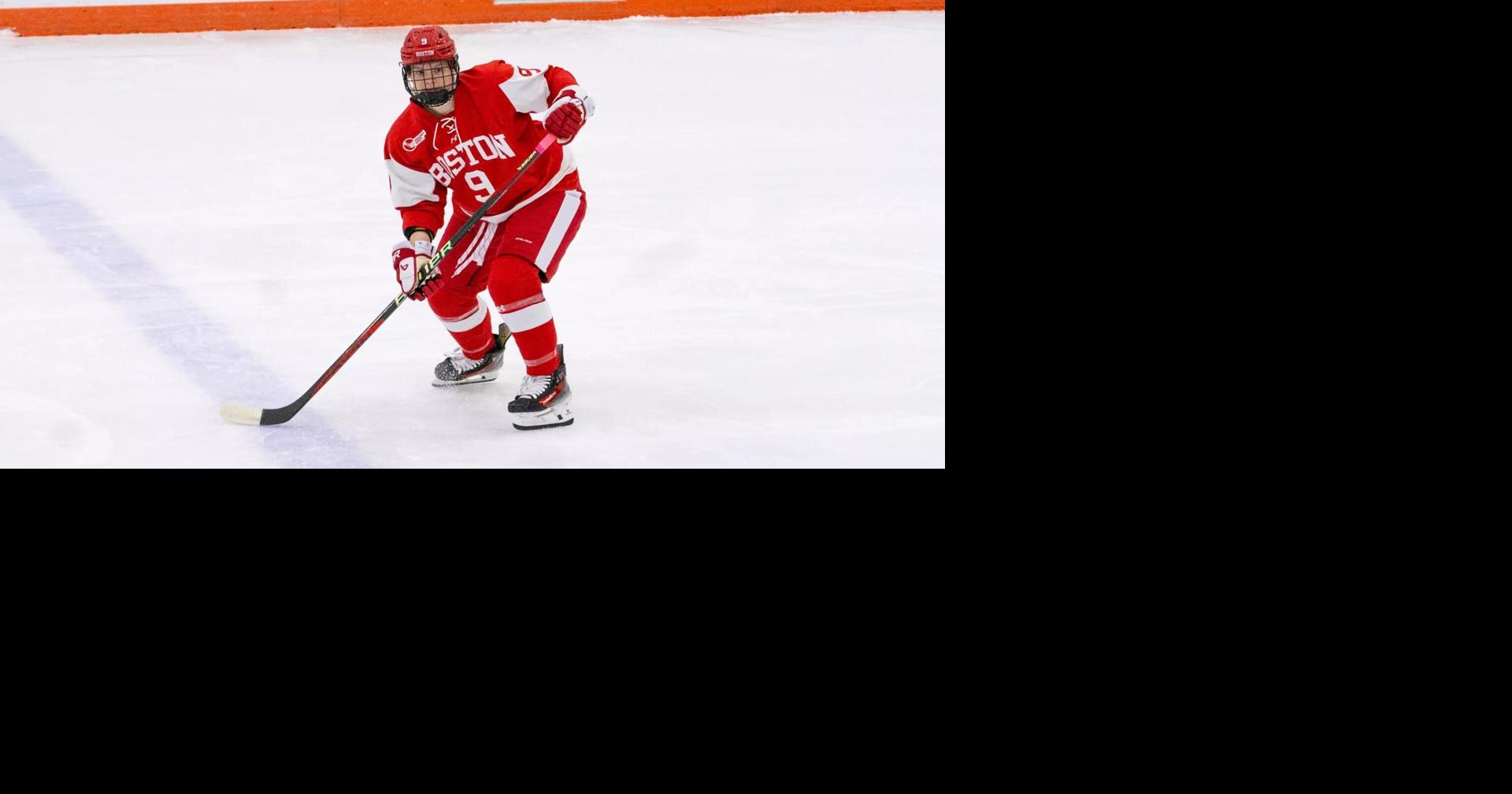 Lincoln native Lola Reid off to fast start in women's college hockey career