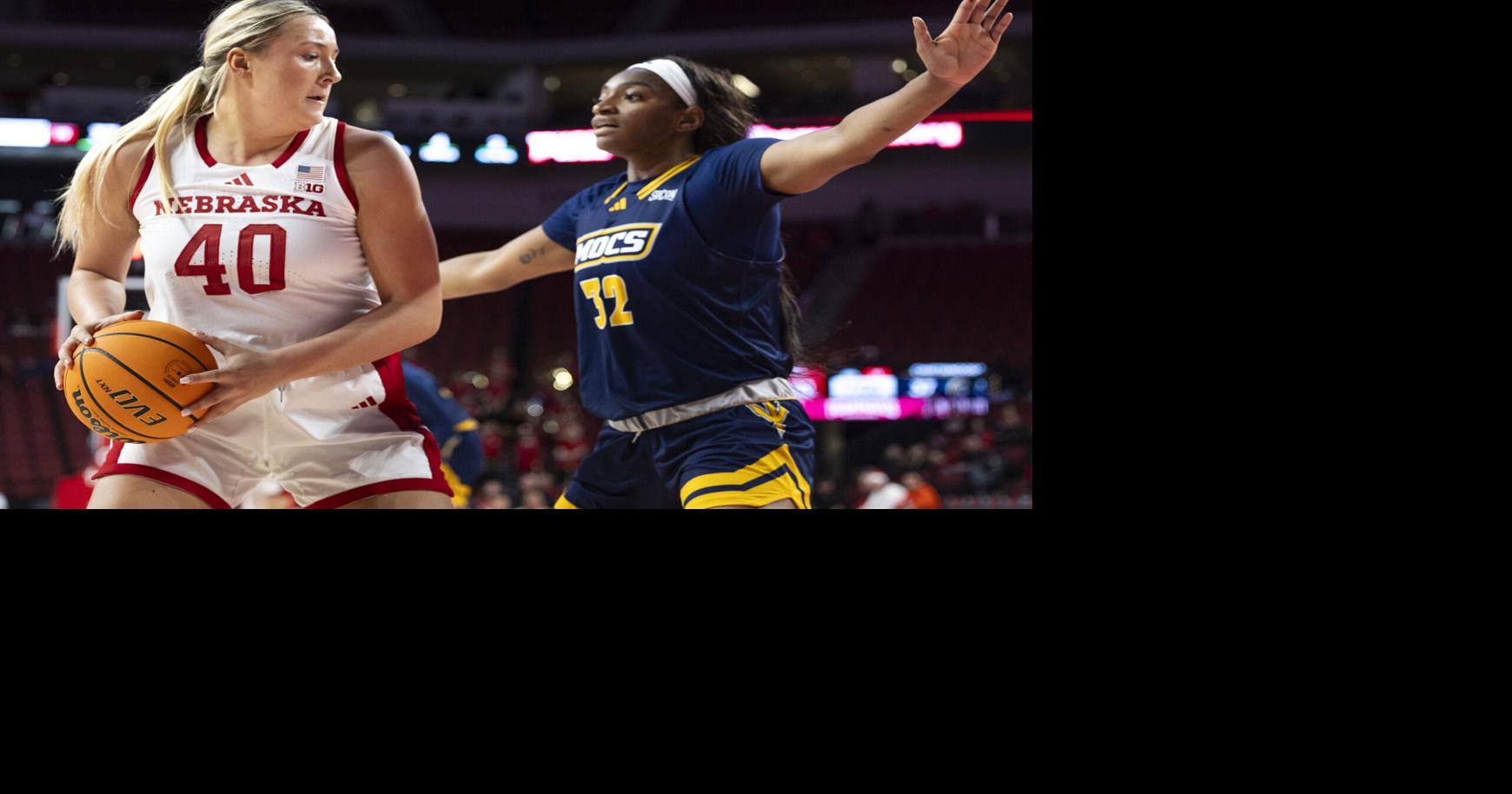 Alexis Markowski leads Nebraska to win over Chattanooga