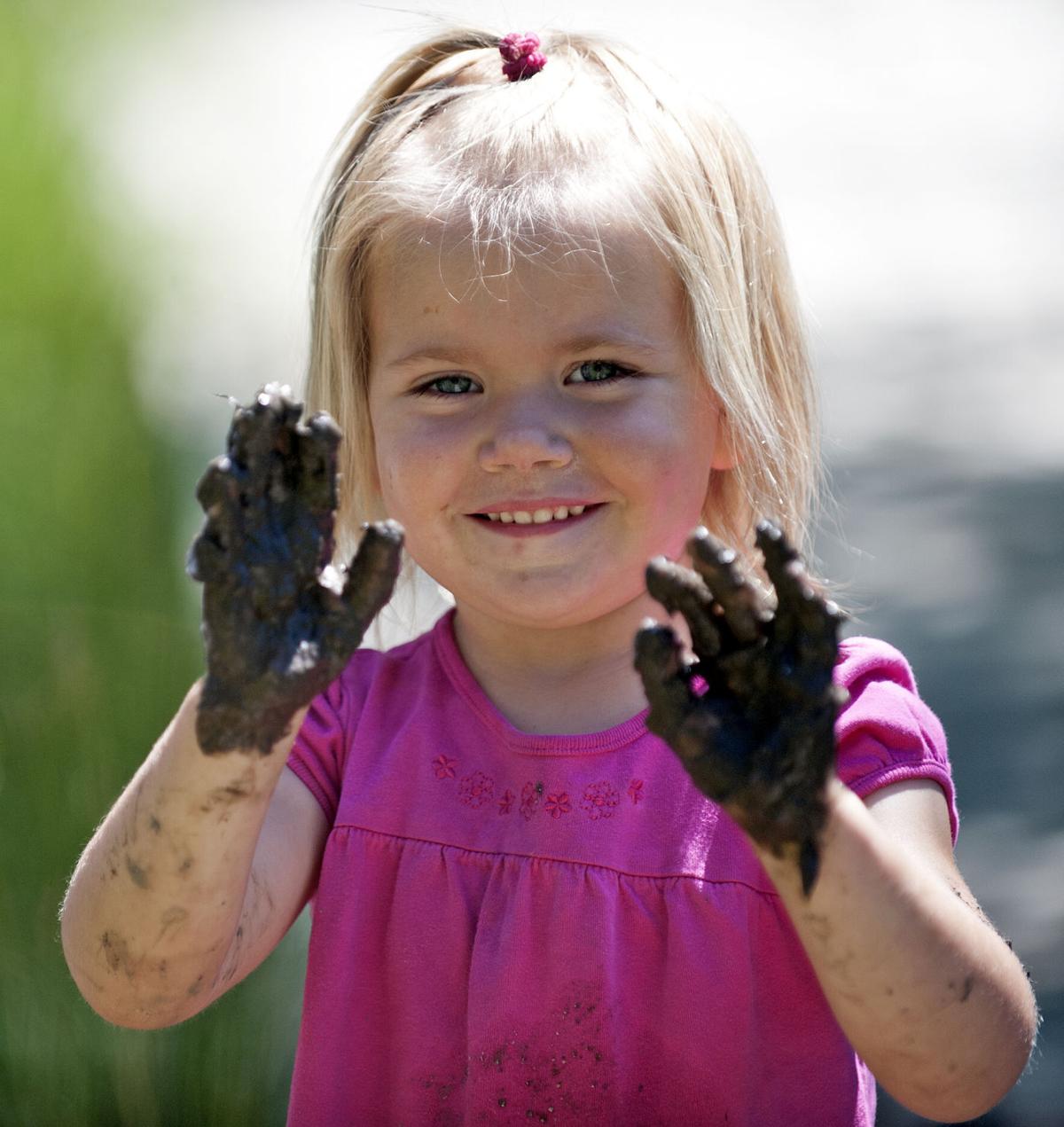 Fun in the mud: Children benefit from exposure to nature | Family ...