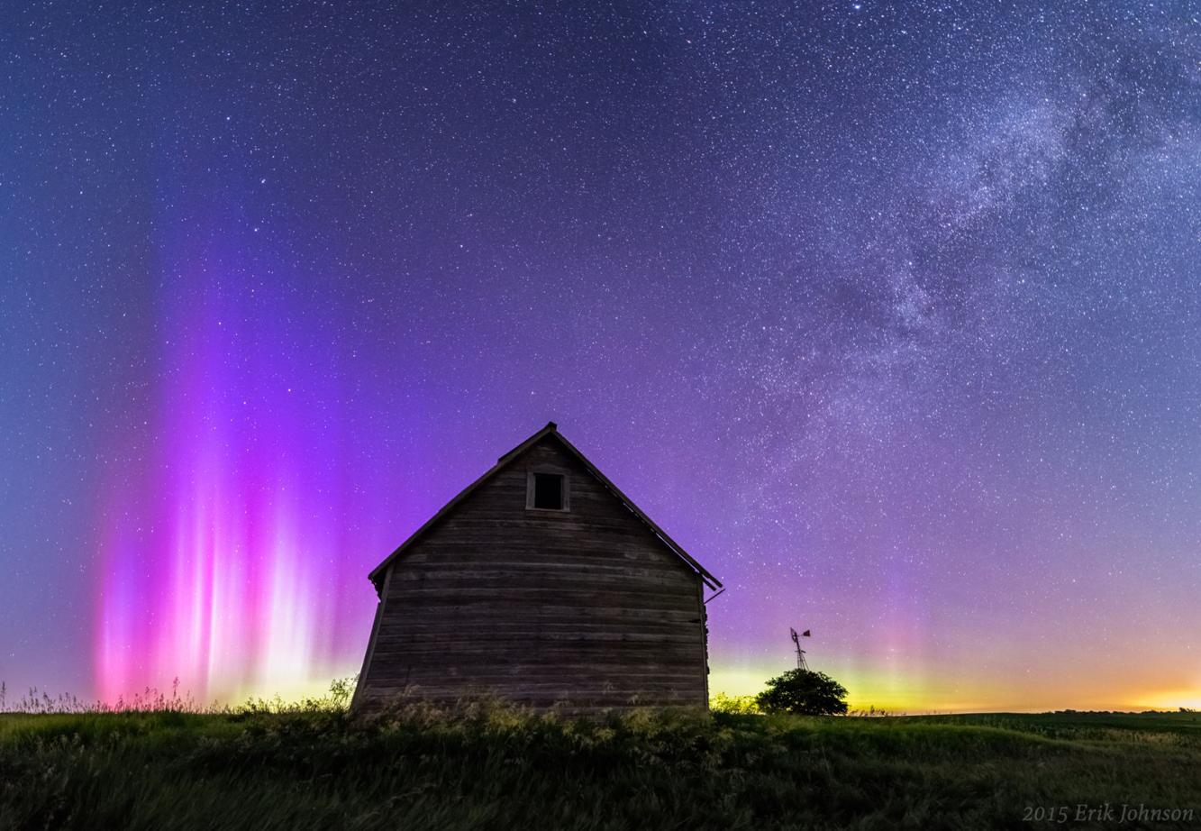 Photos: Aurora Borealis lights up Nebraska sky