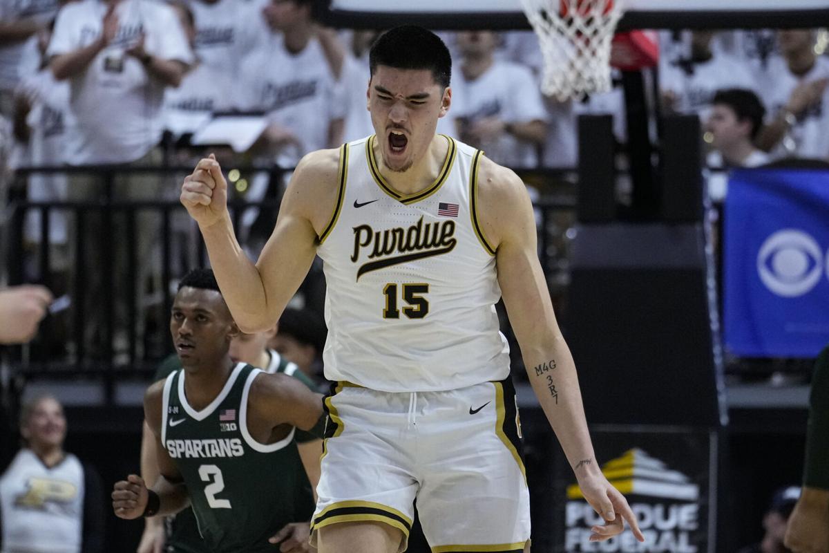 Edey scores 38 as No. 1 Purdue overwhelms Michigan State, 77-61
