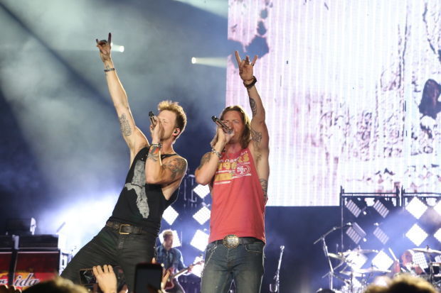 Florida Georgia Line riding a massive country music wave