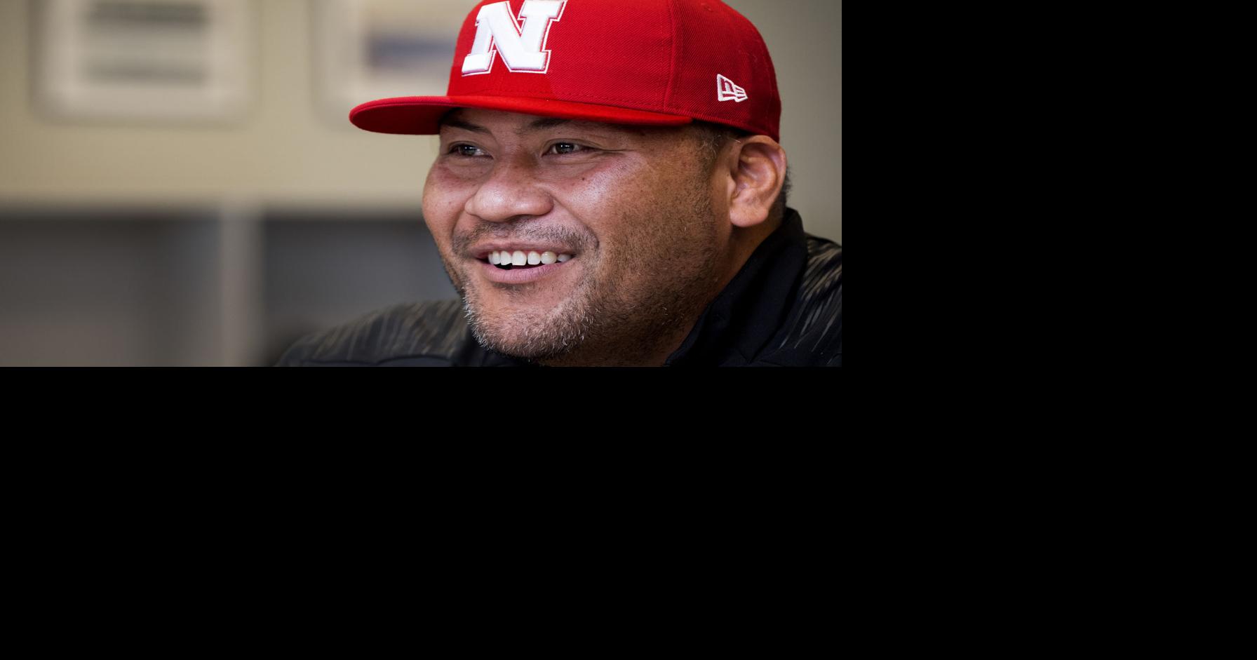 Life in the Aloha State: Recruiting Hawaii with Husker DL coach Tony ...