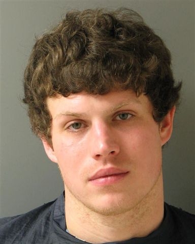 Man accused of stealing donations from Lincoln convenience stores