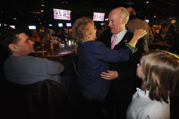 Omaha mayor says he has defeated recall effort