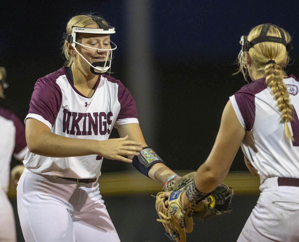 Waverly takes down Lincoln Standing Bear in another tense EMC softball ...