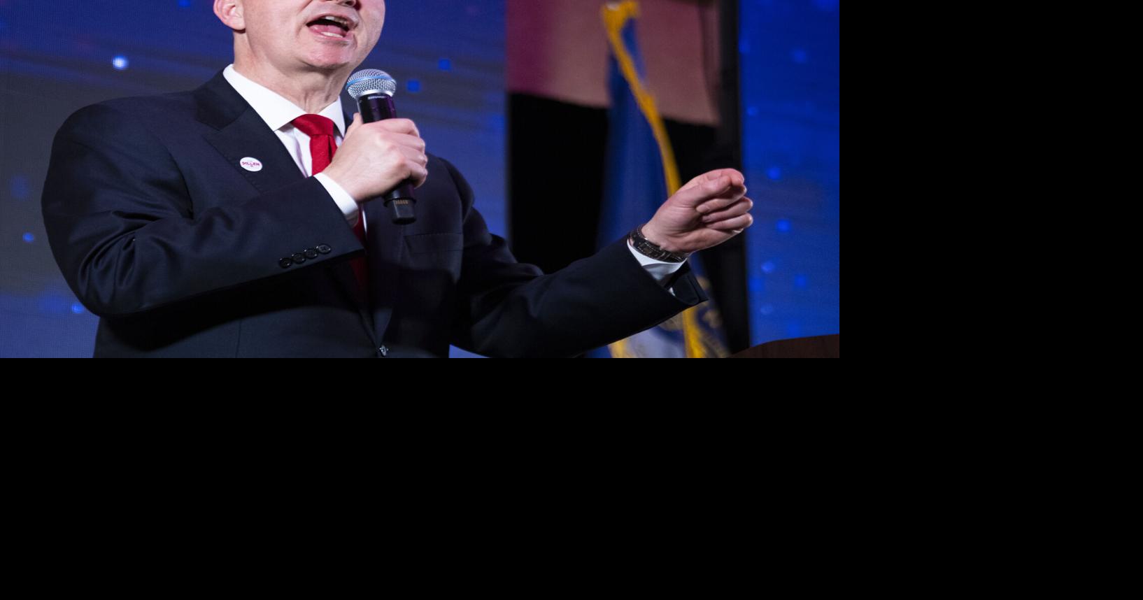 Ricketts says he'll seek Senate appointment