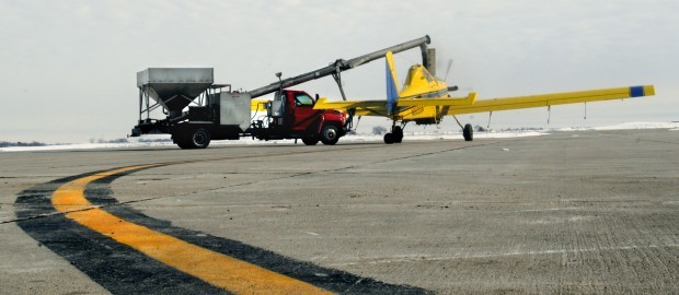 Ice dusting begins along Platte River