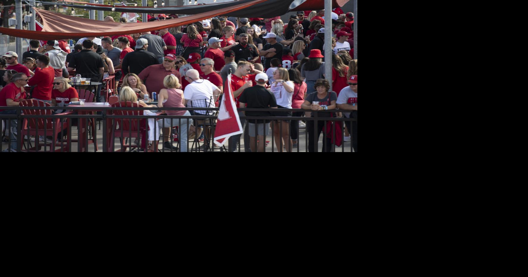 Fans still making the most of Husker gamedays despite program's instability