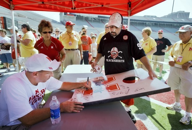 Husker fan day draws thousands
