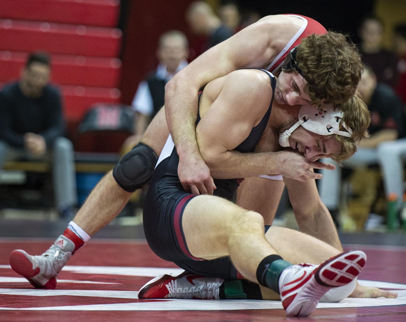 Husker wrestlers gain momentum with decisive win over Stanford