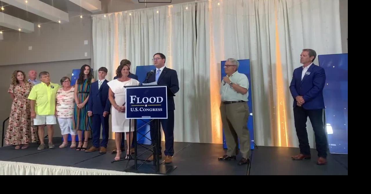 Mike Flood speaks after winning house seat