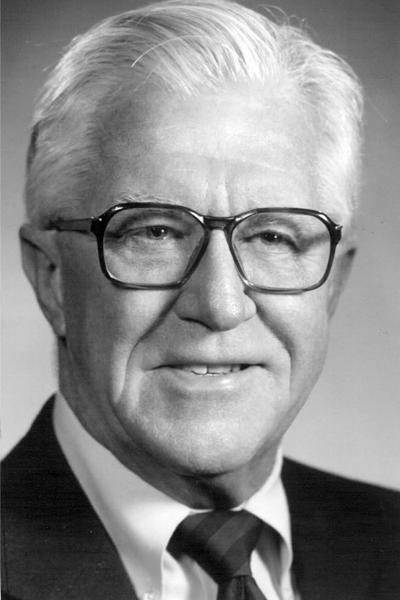Gene Edwards, longest-serving Bryan president, dies