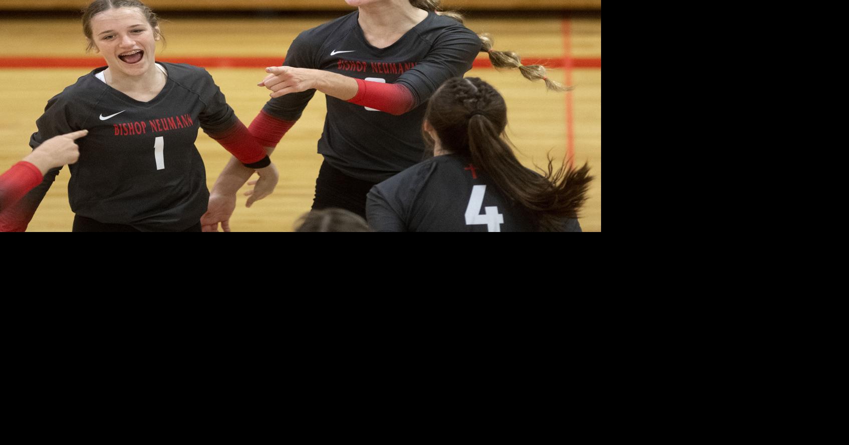 Photos: No. 2 Bishop Neumann sweeps No. 6 Wahoo in C1-5 subdistrict final