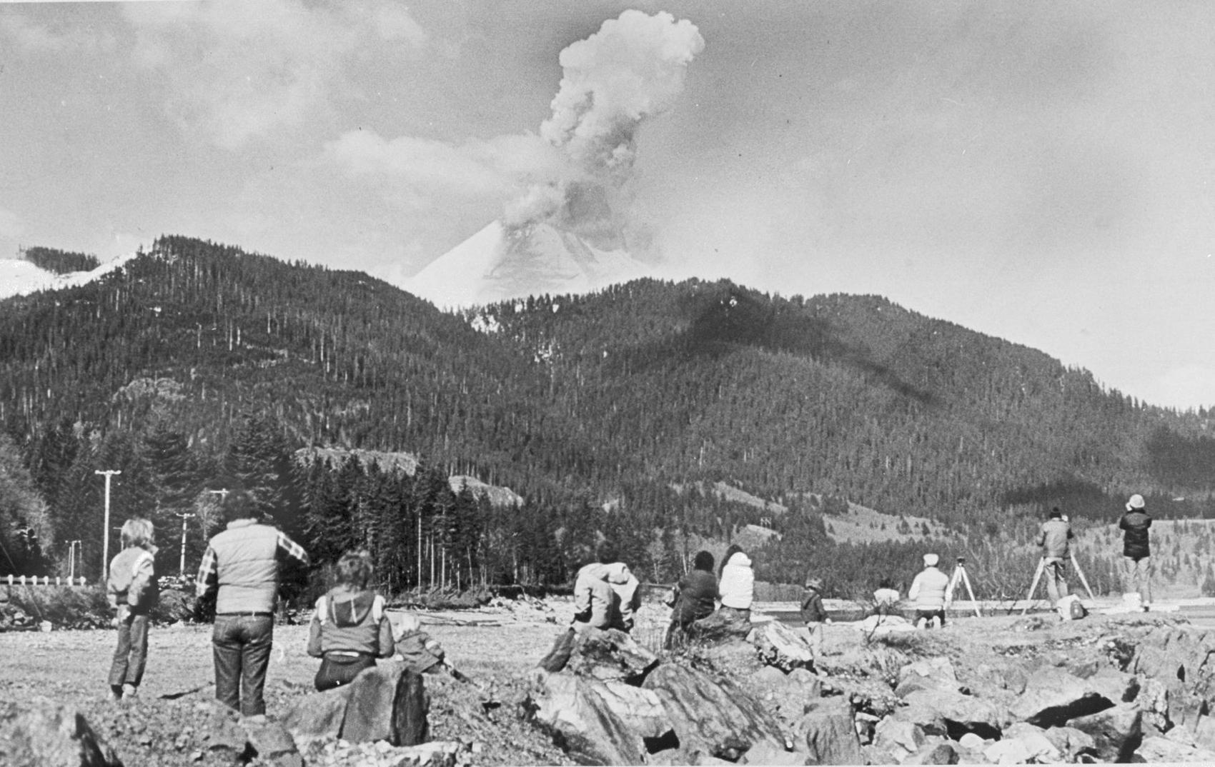 Photos: A look back at the eruption of Mount St. Helens, 40 years ago ...