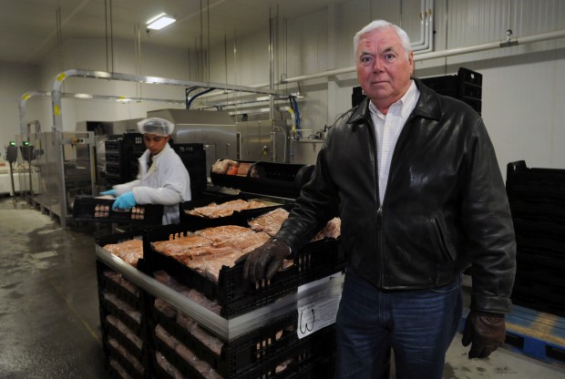 Universal shows off high-pressure pasteurization operation