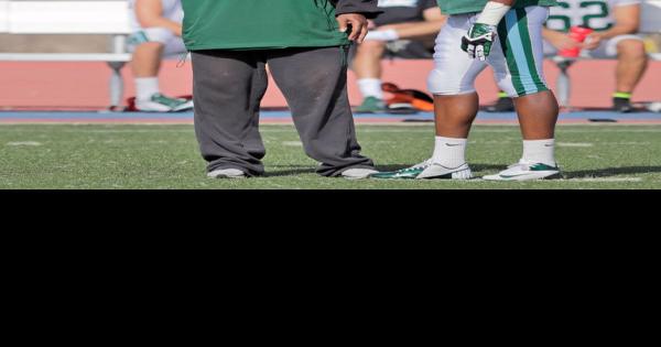 Riley finalizes staff with WR coach from Tulane