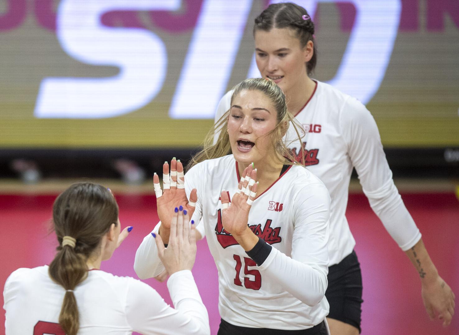 No. 5 Nebraska volleyball defeats No. 14 Arizona State