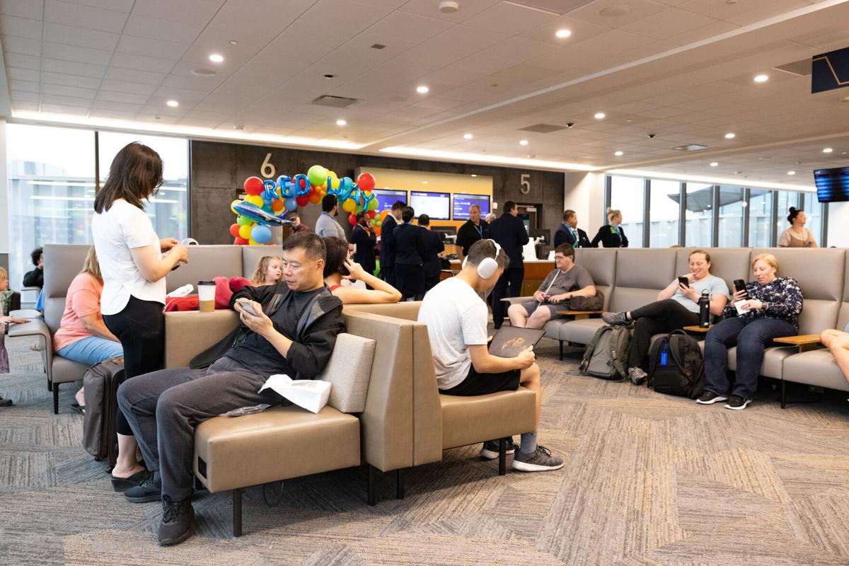 Red Way adds flights to Tampa, Phoenix from Lincoln Airport