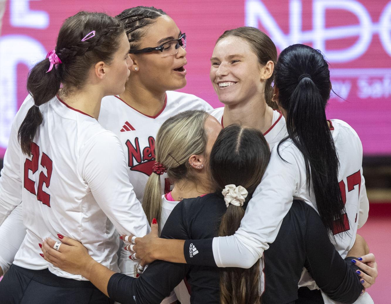 No. 5 Nebraska volleyball defeats No. 14 Arizona State