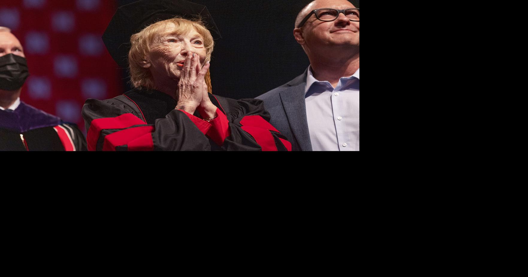 Nebraska TV pioneer Leta Powell Drake honored at UNL commencement ceremony